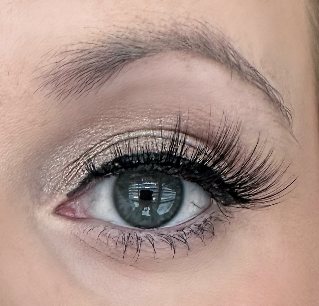 Angel Fire lashes – Makeup and Cocktails Cosmetics